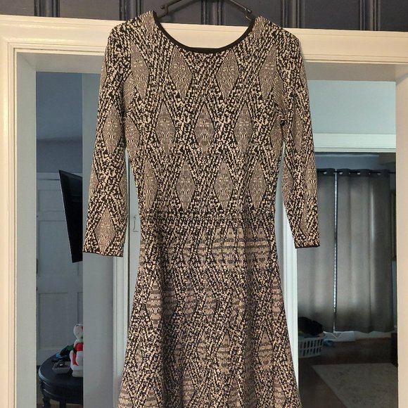 Zara | Dresses | Pattern Sweater Dress With Low Cut Back And Flowy ...